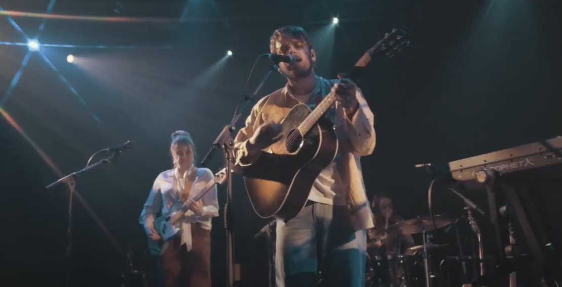 Matt Boudreau diffuse une nouvelle vidéo filmée au lancement de son album - Fréquence